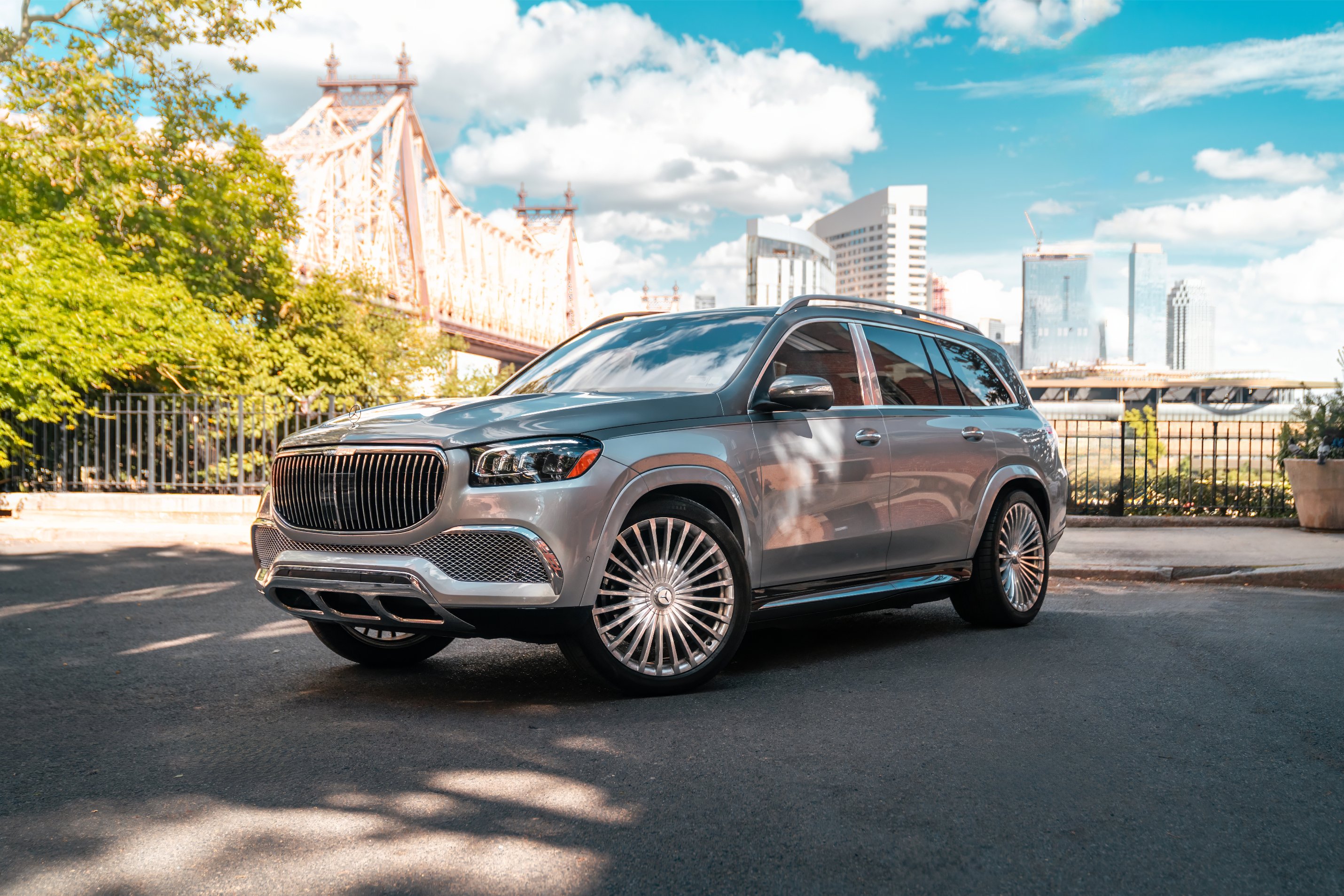maybach-front-side-topaz-denoise-sharpen – Corsa Auto Group